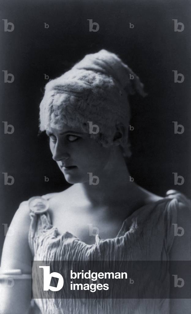 Image of Mary Anderson de Navarro (1859-1940), American actress as ...