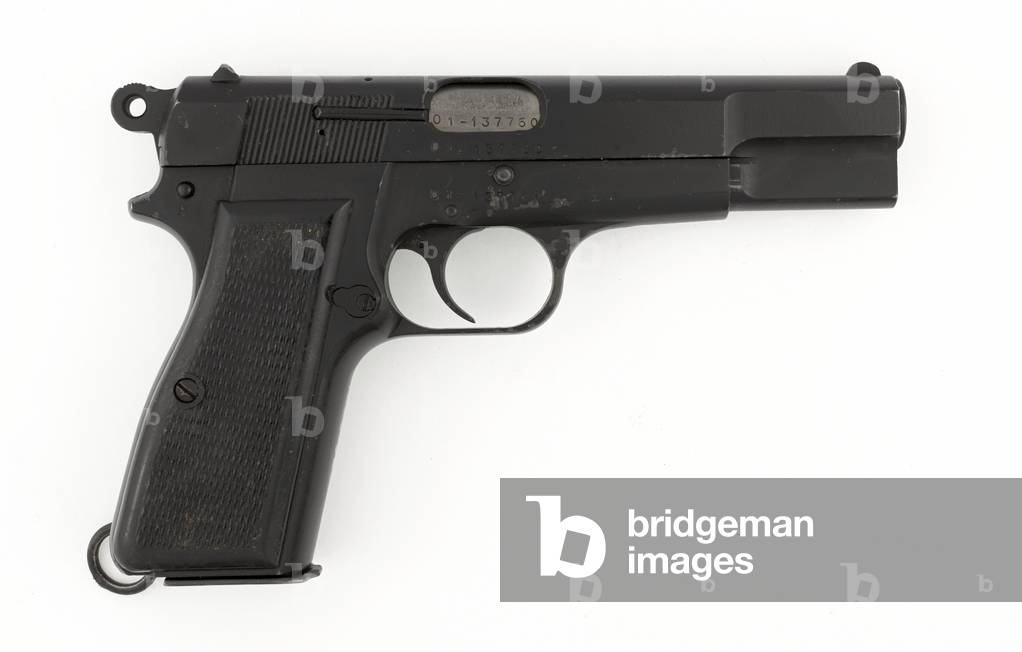 Image of Argentine 9 mm Browning FN 'HI-Power' self-loading pistol ...