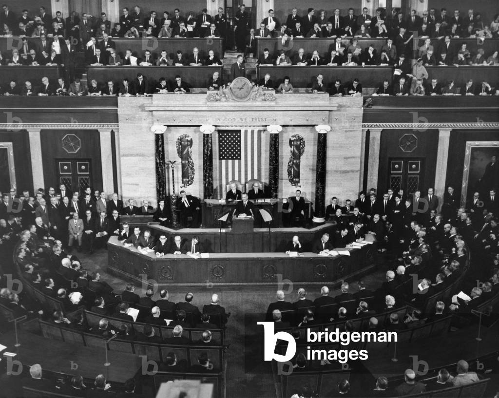Image of President Lyndon Baines Johnson addresses a Joint Session of ...