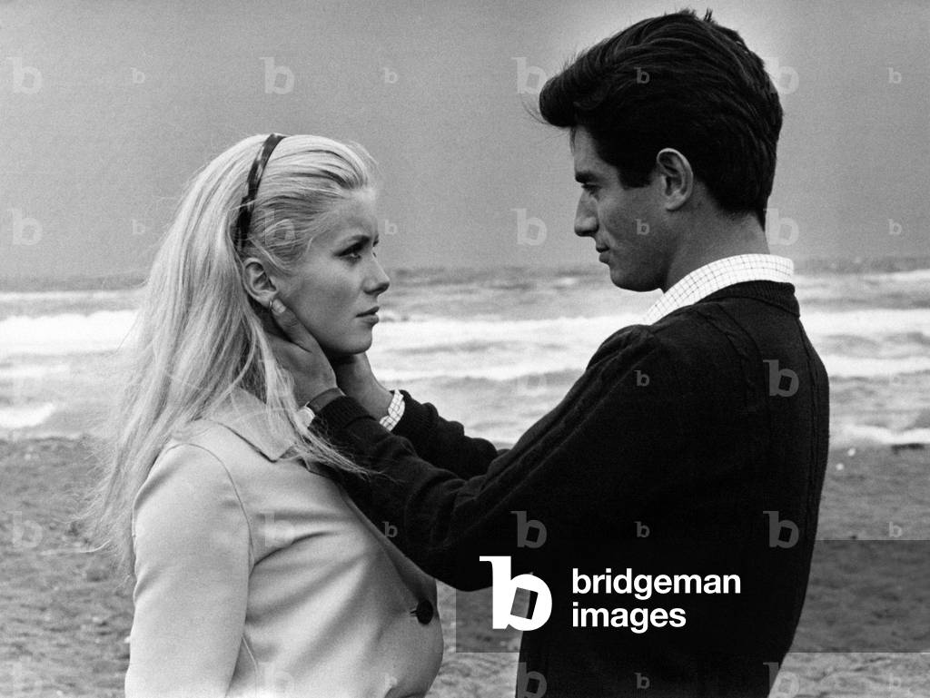 Image of Catherine Deneuve and Sami Frey in a scene from the