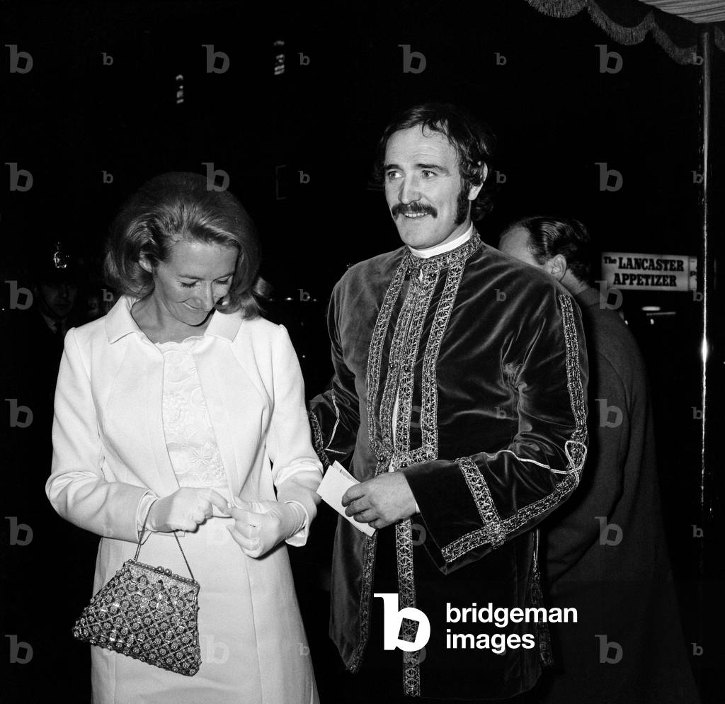 Richard Harris Clothes