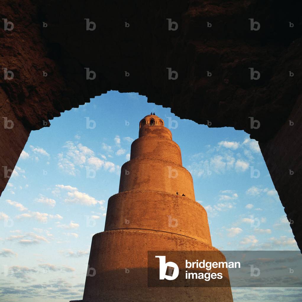 Image of Malwiya minaret (spiral) of Great mosque of Samarra (Unesco World