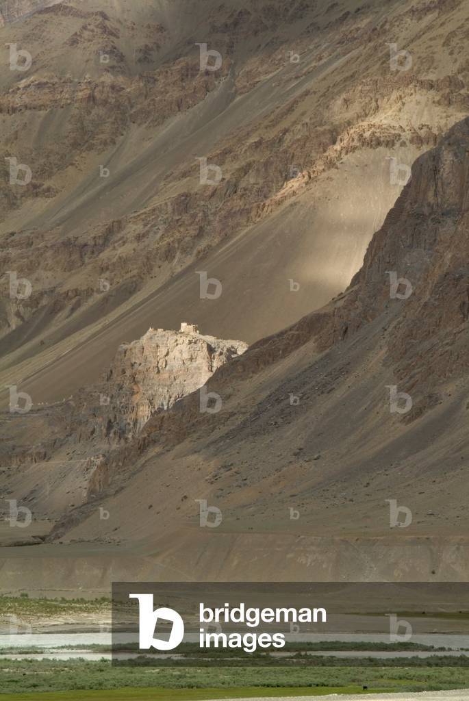 Image of Himalayan landscape: Zangla Palace ruin on mountain spur above ...