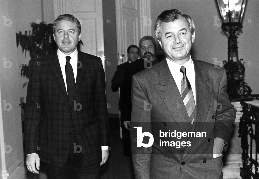 Image of Josef Riegler and Franz Vranitzky, 1990 (photo)