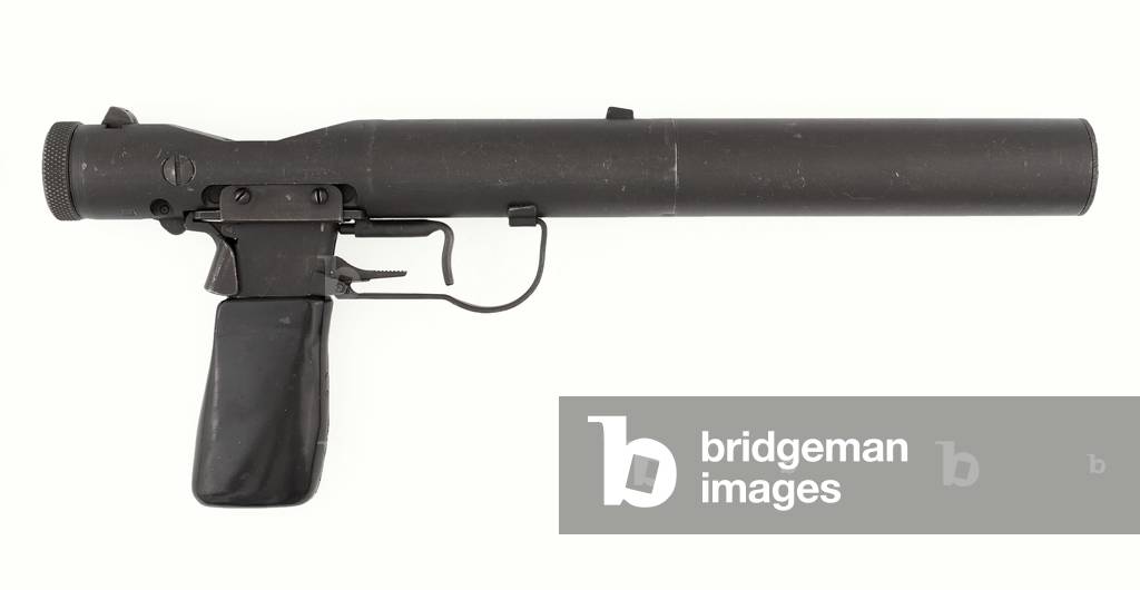 Image of Welrod 9 mm pistol with silencer, c.1944-45 (pistol, Welrod, 9 ...