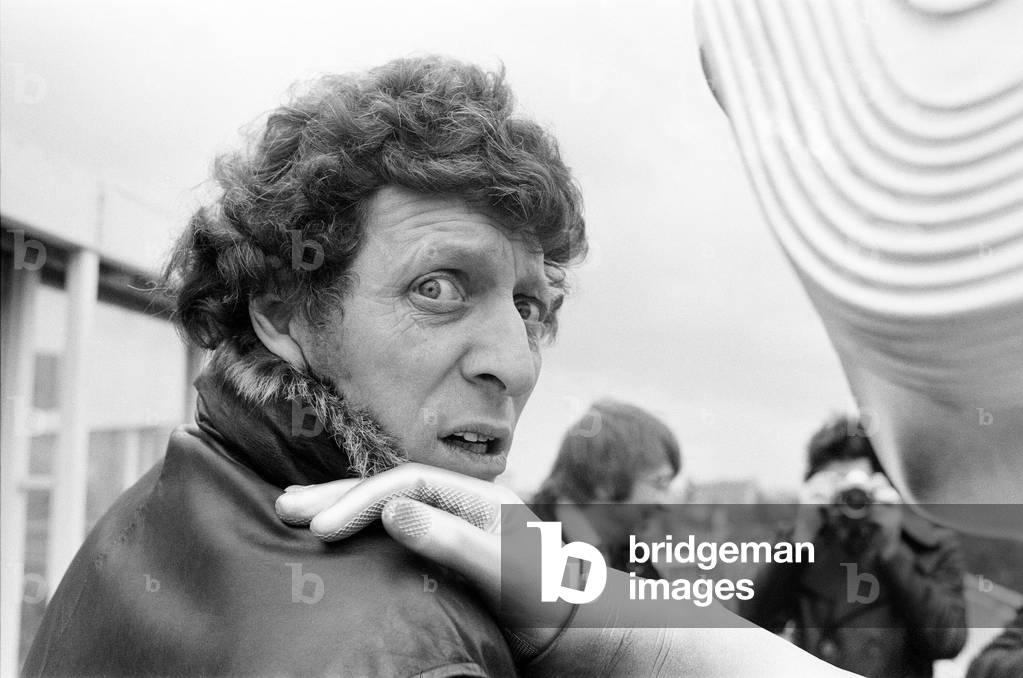 Image of Photocall to introduce new Doctor, actor Tom Baker - the