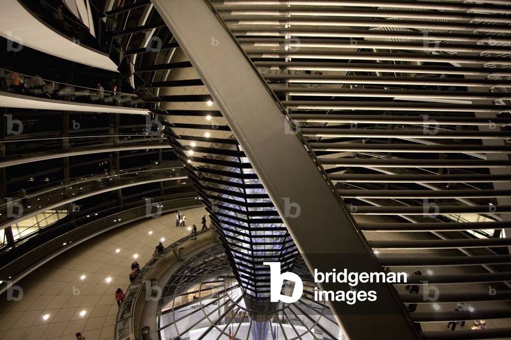 Inside Norman Foster's Dome of the Reichstag Building at Night, Berlin ...