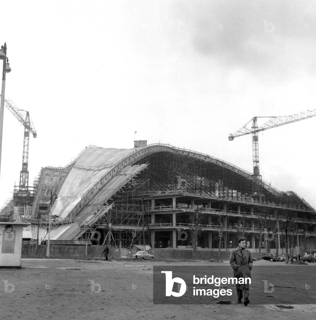 Image of Building of The Cnit in The Defense Area in Paris