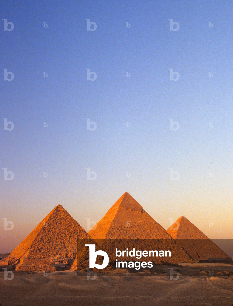Image of Egypt's Old Kingdom; The Pyramids at Giza; Egypt, 1995 (photo ...