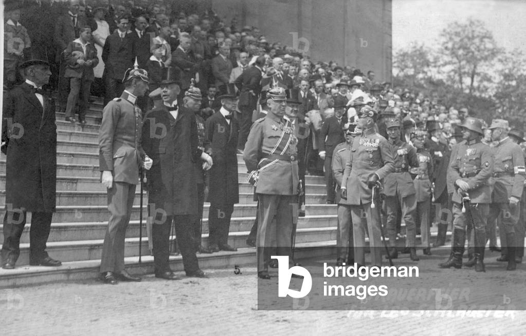 Image of Funeral service for Albert Leo Schlageter in Munich, 1923
