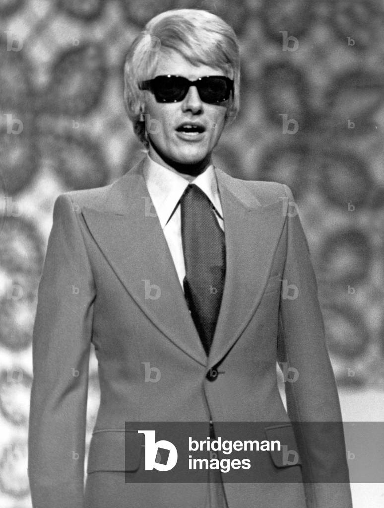 Image of German singer Heino performing at a German TV show, Germany