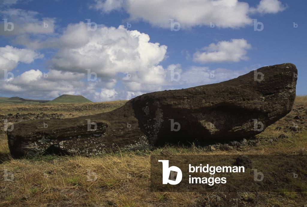 Image of Moai (anthropomorphic monolithic statue) of Ahu Tongariki near ...