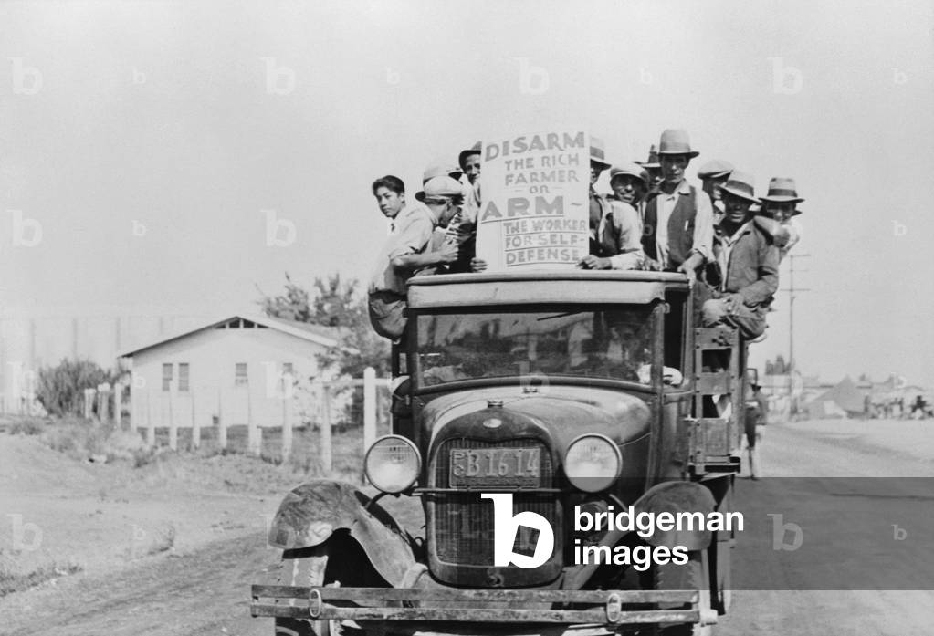 Image of Mexican-American workers on strike in California in 1933 ...