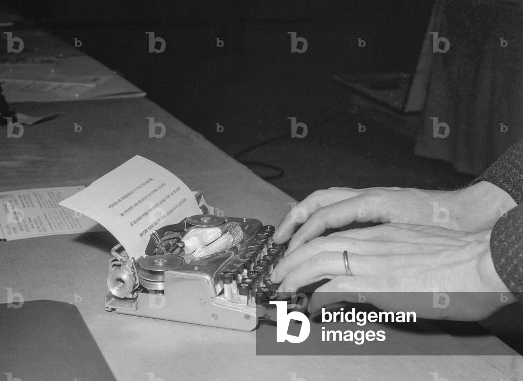 Image of Small typewriter, Brussels, March 13, 1959 (b/w photo)