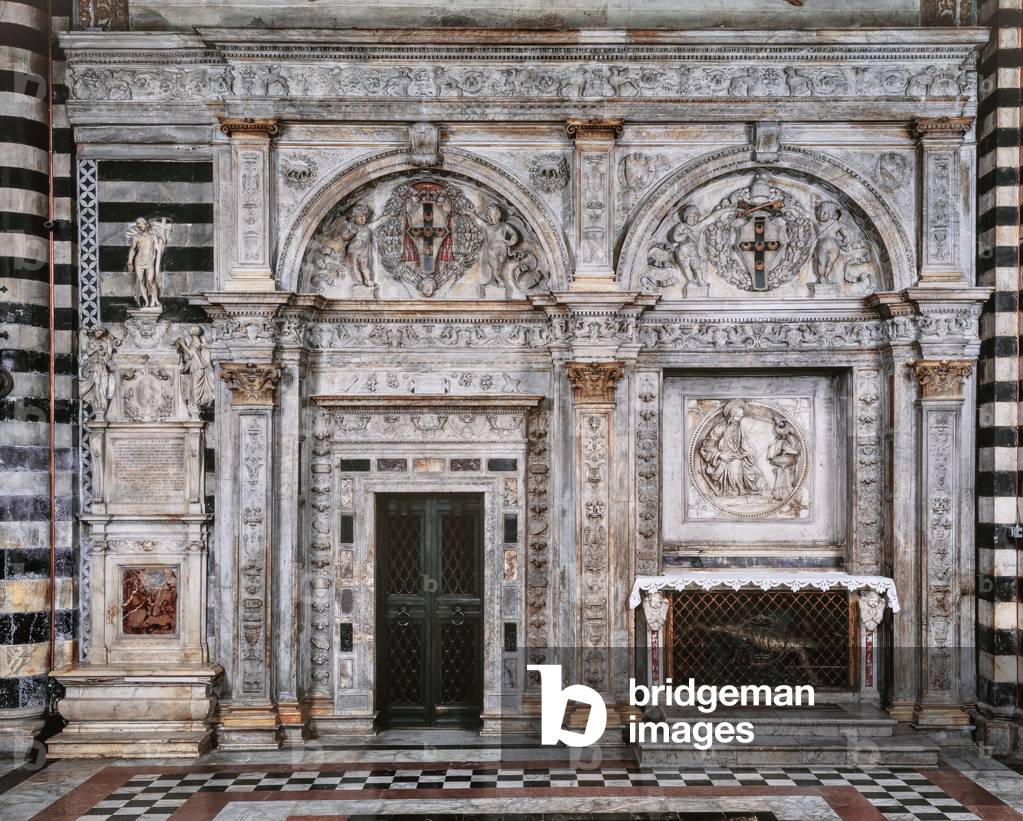 Image of Siena, Duomo (Cathedral): the exterior of the Piccolomini ...
