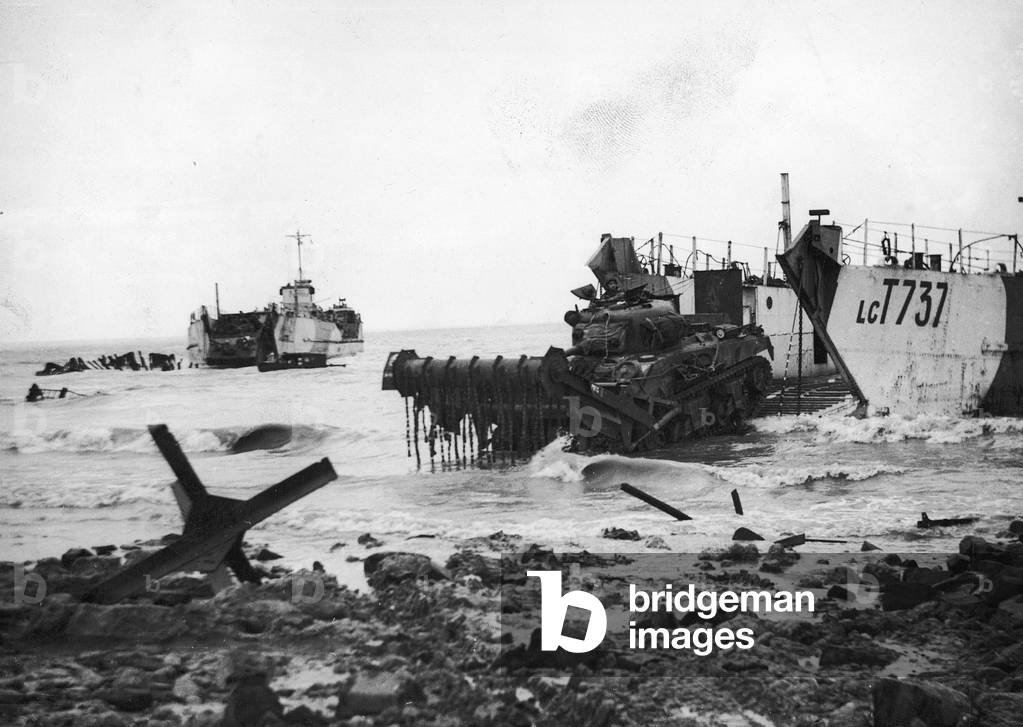 Image of At dawn on November 1st, British Commando troops invaded the