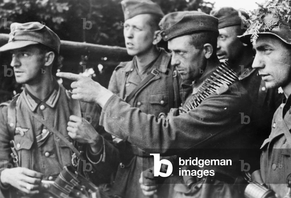 Image of Wehrmacht soldiers in Normandy, 1944 (b/w photo)