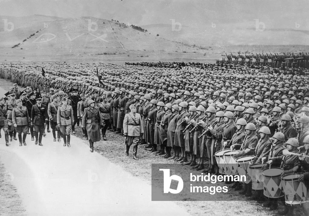 Image of Benito Mussolini with units of the 8th Army, 1940 (b/w