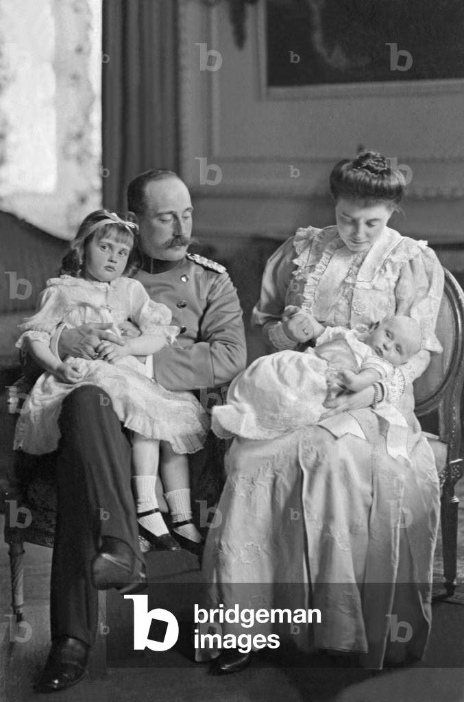 Image of The family of Prince Max of Baden, 1906 (b/w photo)