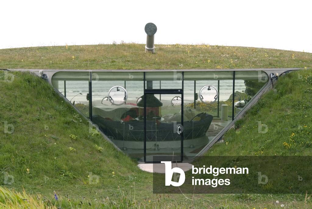 Image of Malator, known as the 'Teletubby House', a low-impact earth ...