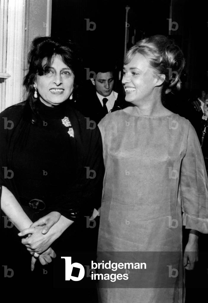 Image of The Italian Actress Anna Magnani With Jeanne Moreau at ...