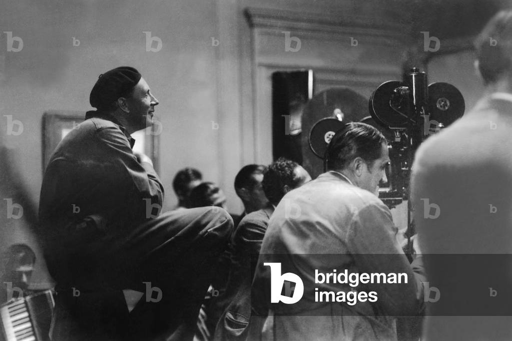 Image of Friedrich Wilhelm Murnau during the shooting of the 'Four Devils',