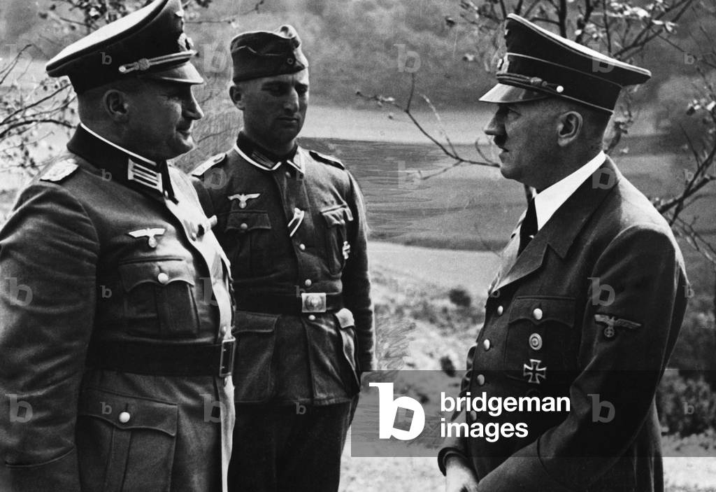 Image of Adolf Hitler honors soldiers, 1940 (b/w photo)