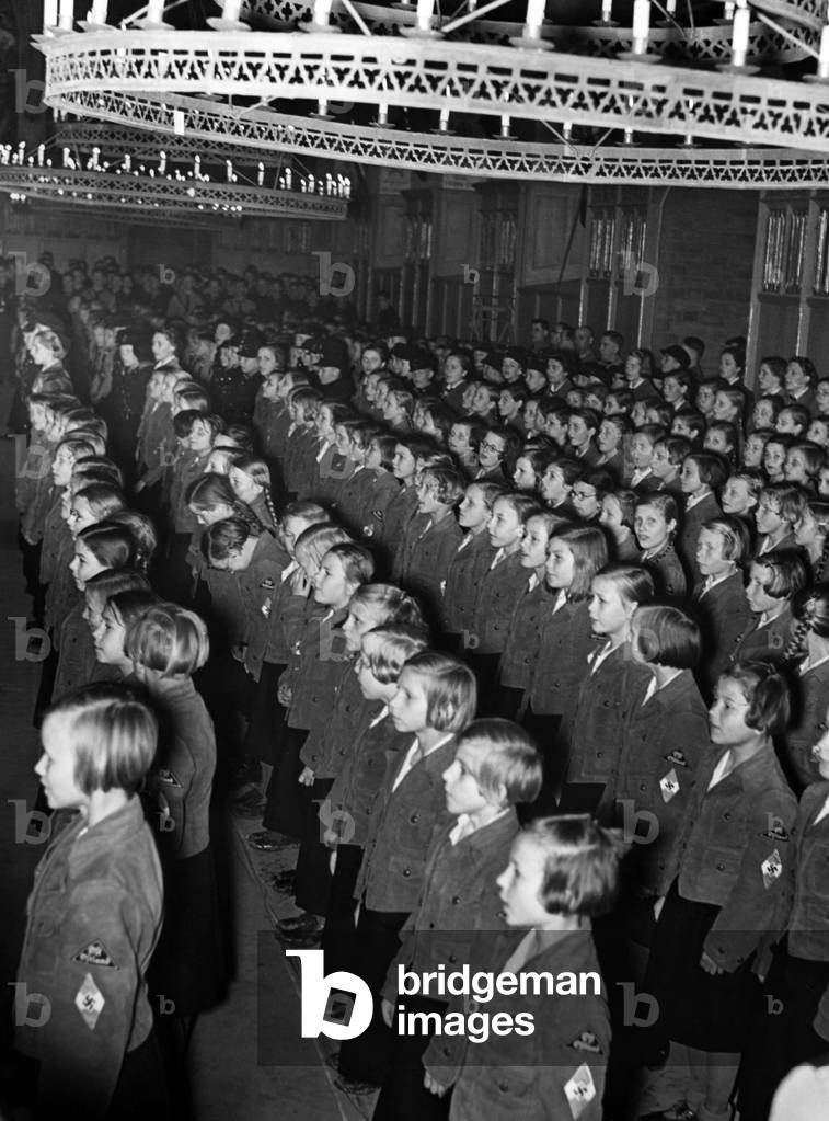 Image of Induction ceremony in the BdM in Marienburg, 1939 (b/w photo)