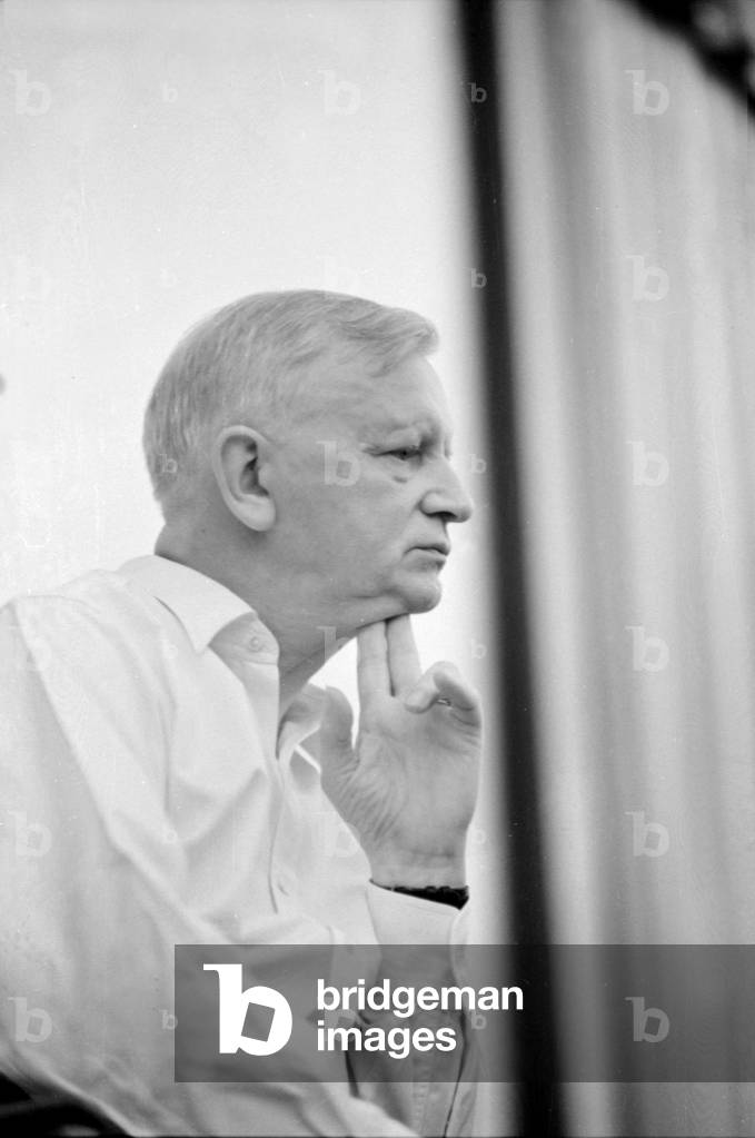 Image of Carl Theodor Dreyer at a press conference, Italy, 1955 (b/w