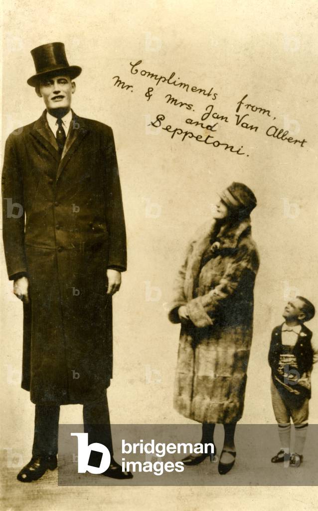 Image of Dutch Giant Jan Van Albert with his Wife and Dwarf by American ...