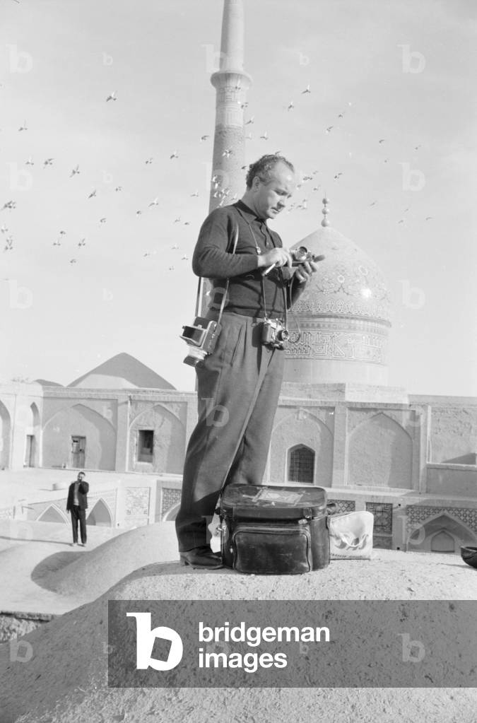 Image of Mario De Biasi in Isfahan, Iran, 1964 (b/w photo)
