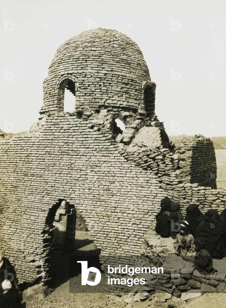 Image of Mosque of al-Mashhad al-Bahari, near Aswan, Egypt, photograph ...