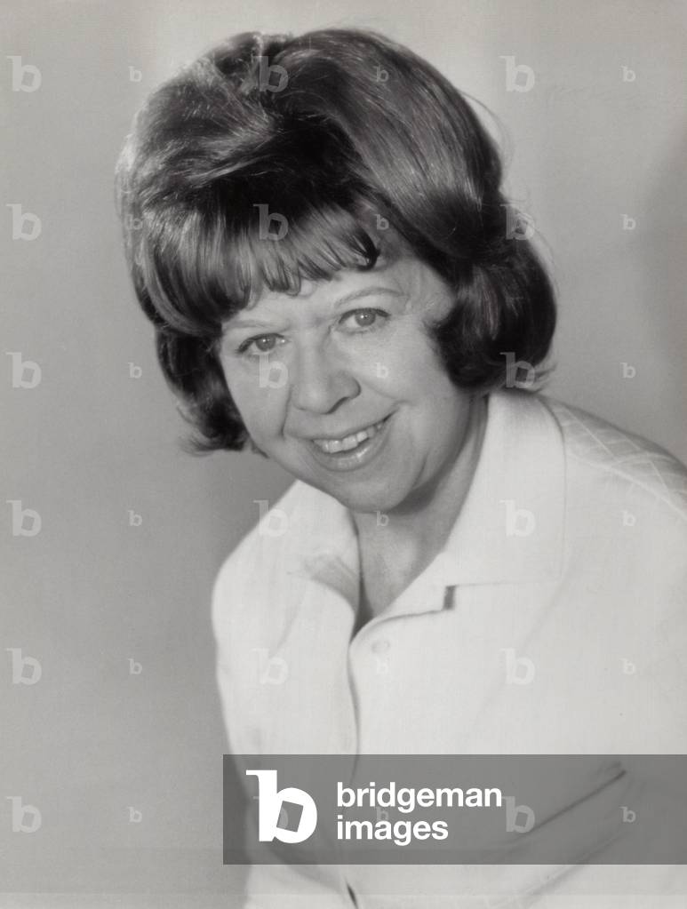 Image of German folklore actress, cabaret artist and chanson singer ...