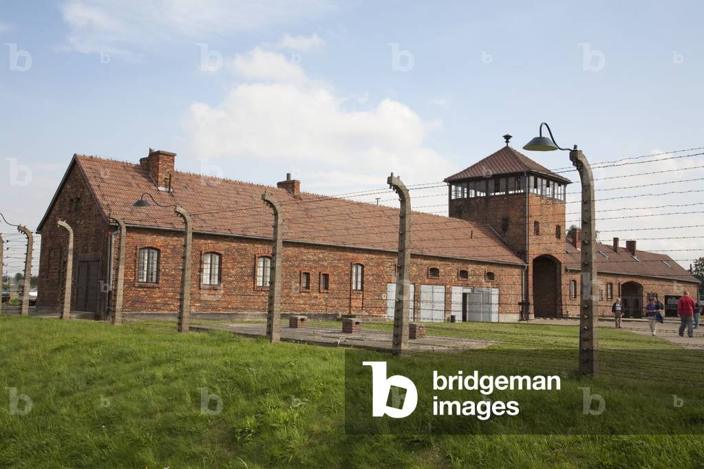 Image of Main Guard House (Gate of Death), Auschwitz-Birkenau ...