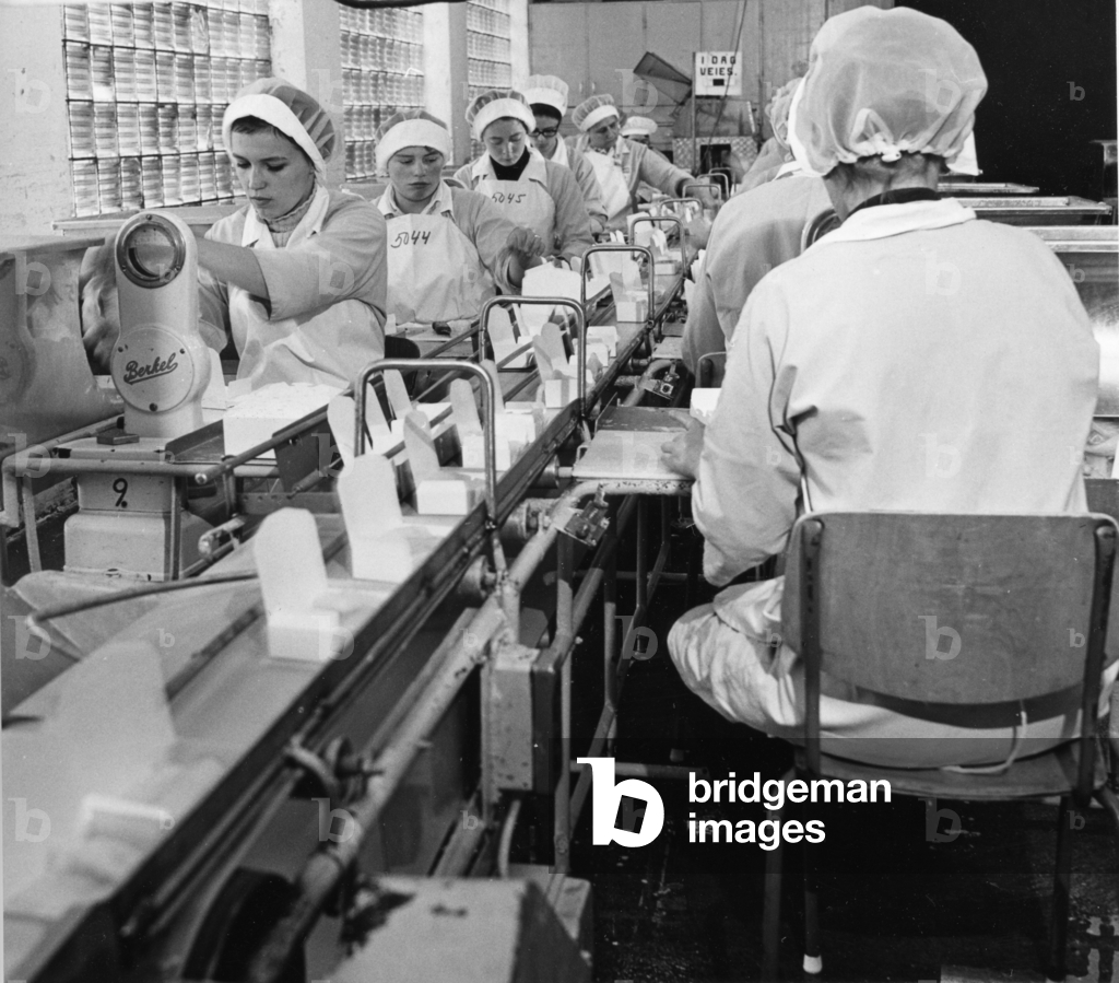 Image of Hammerfest September 1967. The fish processing factory Findus ...