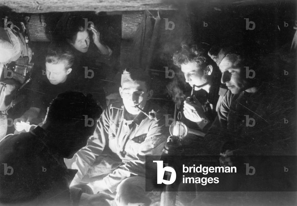 Image of German soldiers in a bunker on the Eastern Front, 1943