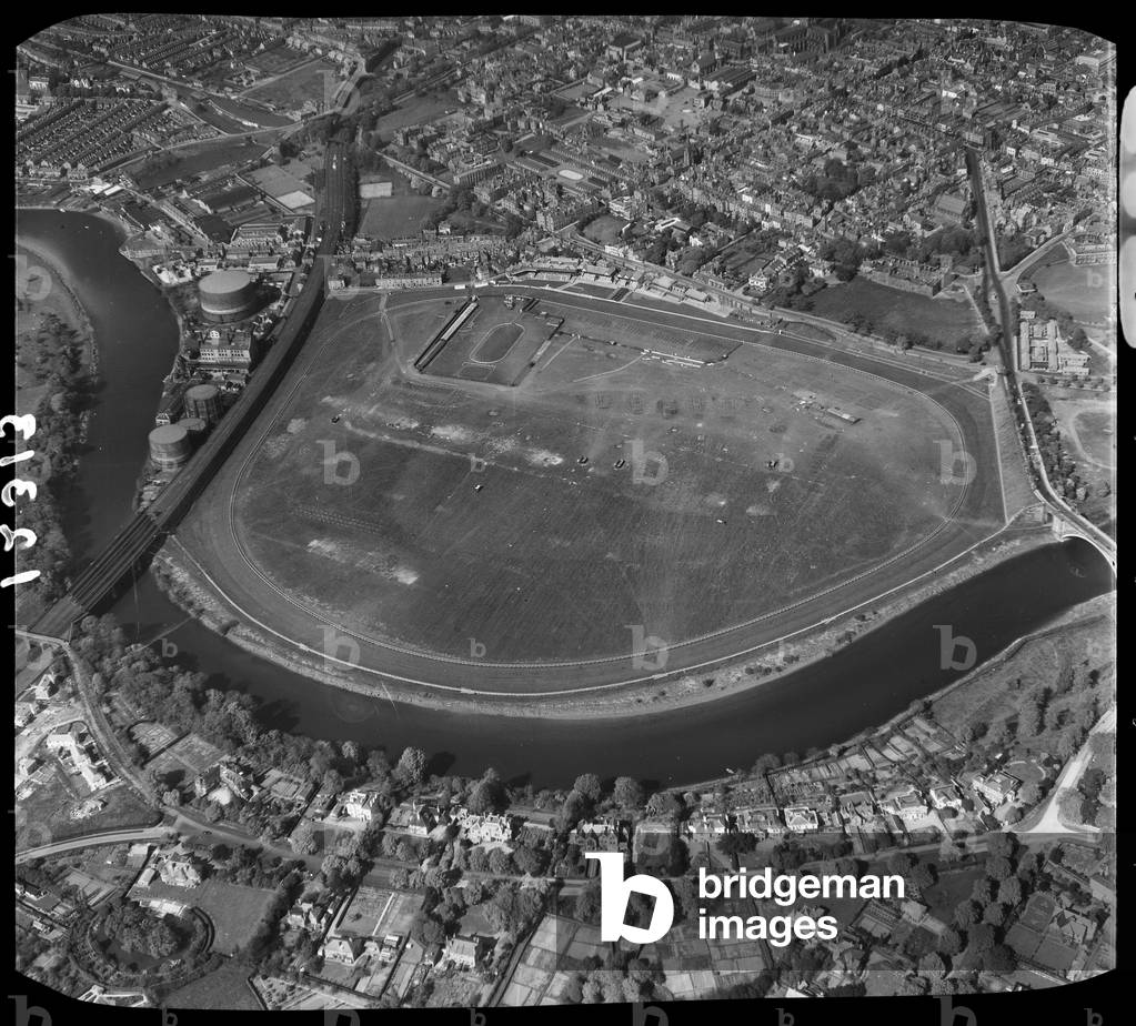 Image of Chester Roodee Racecourse, Chester, UK, 1950 (b/w photo)