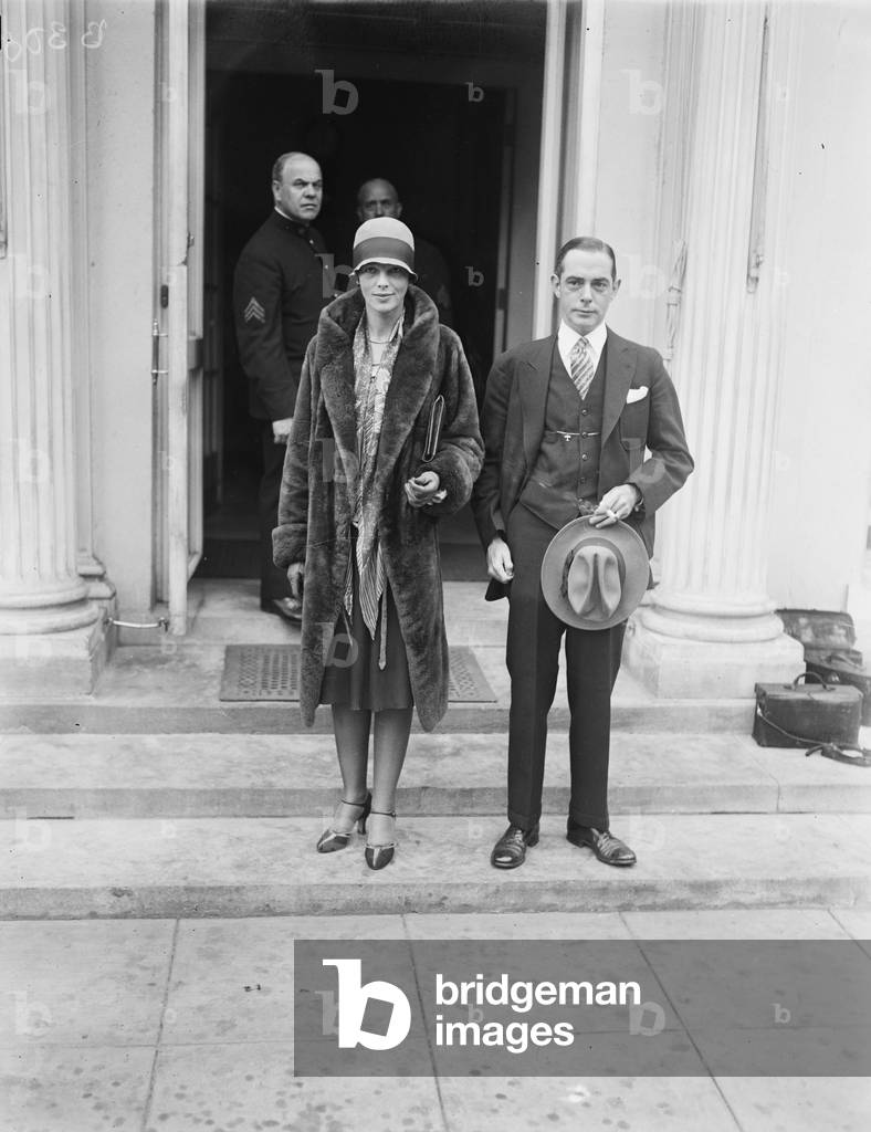 Image of Amelia Earhart at the White House to see President Coolidge by ...