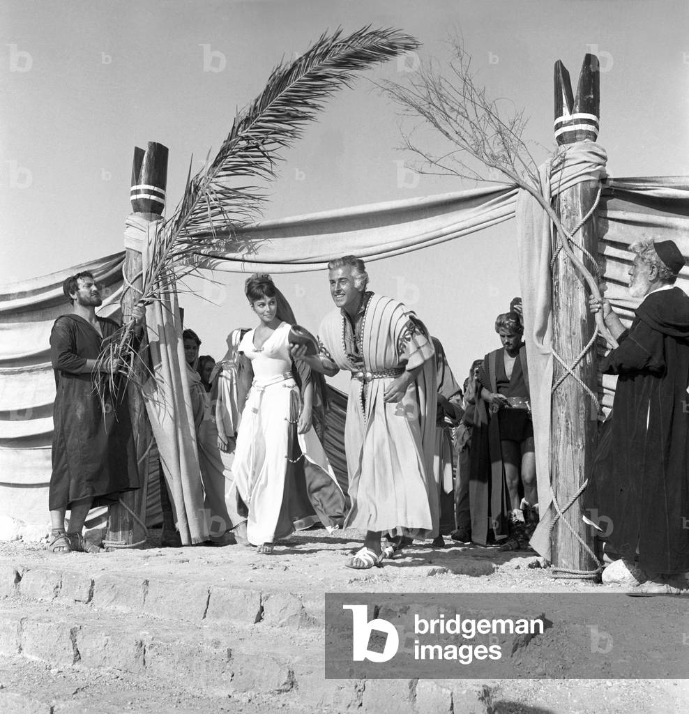 Image of Stewart Granger in Sodom and Gomorrah, Italy, 1961 (b/w photo)