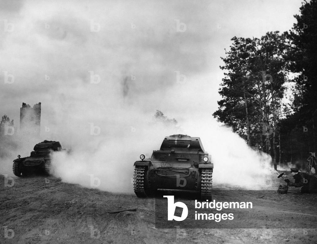 Image of Panzer II during a presentation in the Panzertruppenschule ...