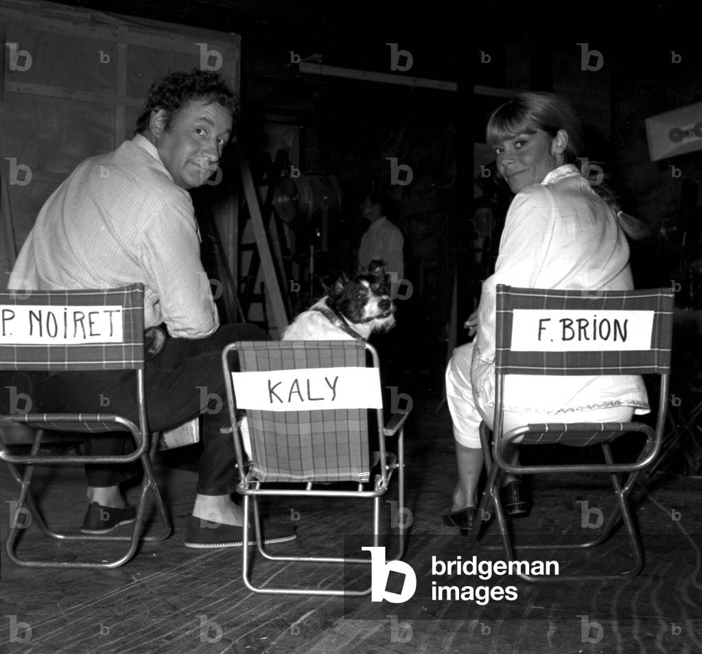 Image of Actors Philippe Noiret with Francoise Brion and the little Gog